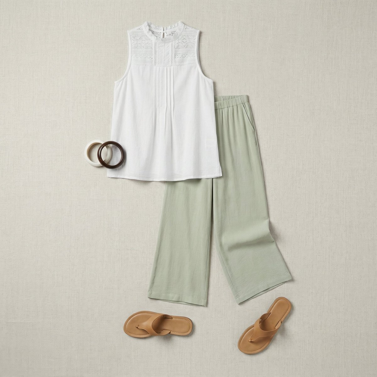 Gambar editorial fashion flat lay - AI Prompt | CreateVision