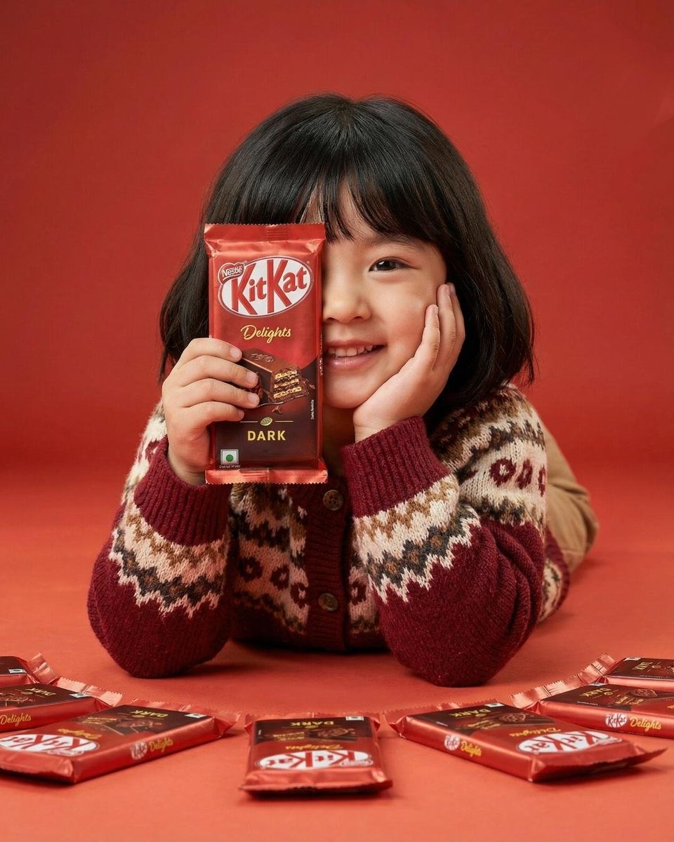 KitKat Dark Chocolate Product Advertisement - AI Prompt | CreateVision